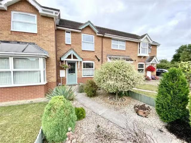 2 bedroom terraced house for sale in Priory Gardens, Burnham O.
