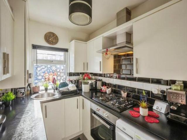 2 bedroom terraced house for sale in Prospect Place, Doncaster, South Yorkshire, DN1
