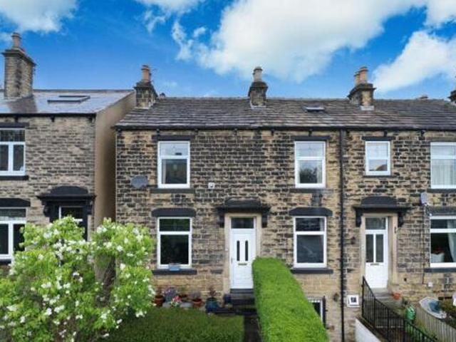 2 Bedroom Terraced House For Sale In Pudsey, West Yorkshire
