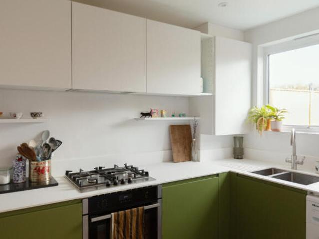 2 bedroom terraced house for sale in Quaggy Walk, London SE3