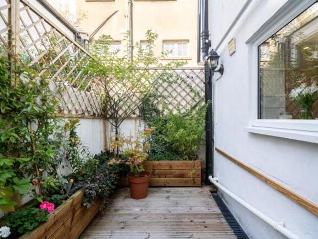 2 bedroom terraced house for sale in Queens Gardens, North Laine, Brighton, BN1