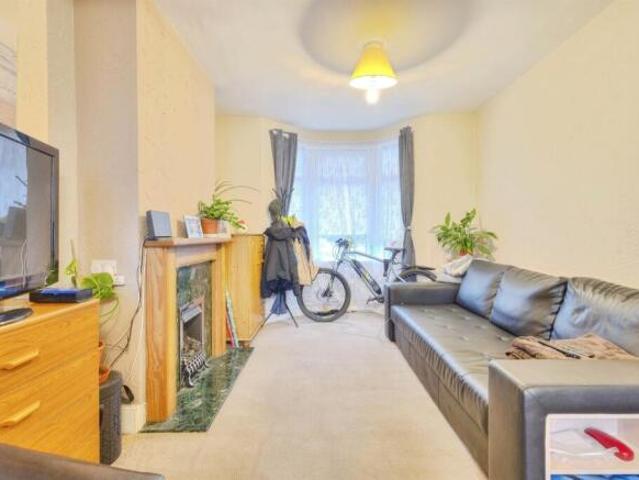 2 bedroom terraced house for sale in Rothersthorpe Road, Northampton, NN4