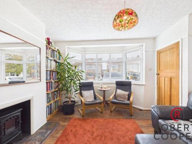 2 bedroom terraced house for sale in Royal Crescent, Ruislip, HA4
