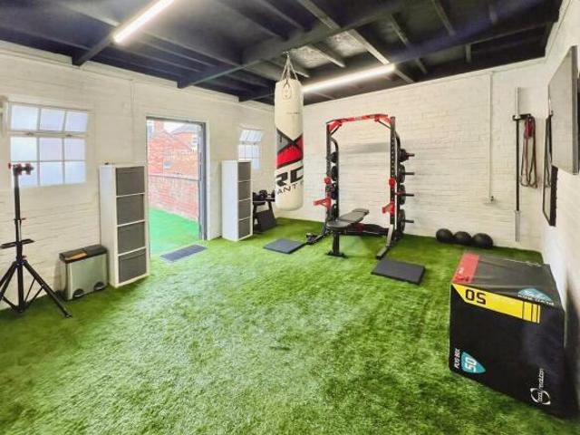 2 bedroom terraced house for sale in Robey Street, Lincoln, LN5