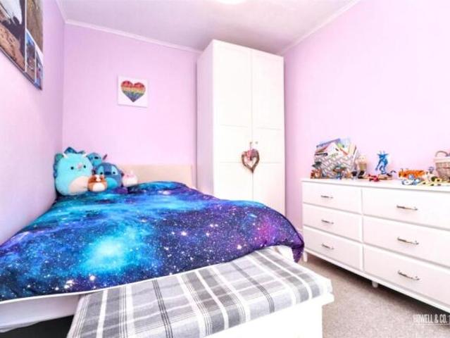 2 bedroom terraced house for sale in Rock Road, WA4