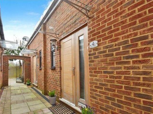 2 Bedroom Terraced House For Sale In Romsey