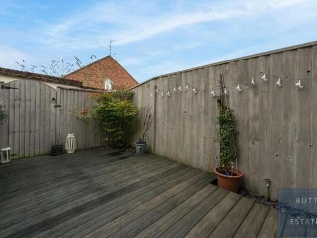 2 bedroom terraced house for sale in Roseland Drive, Exeter, EX1