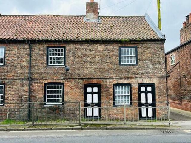 2 Bedroom Terraced House For Sale In Rawcliffe