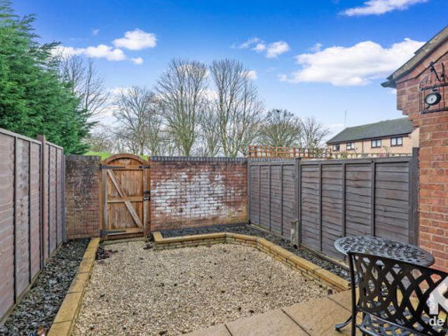2 bedroom terraced house for sale in Reddings Park, The Reddings, GL51