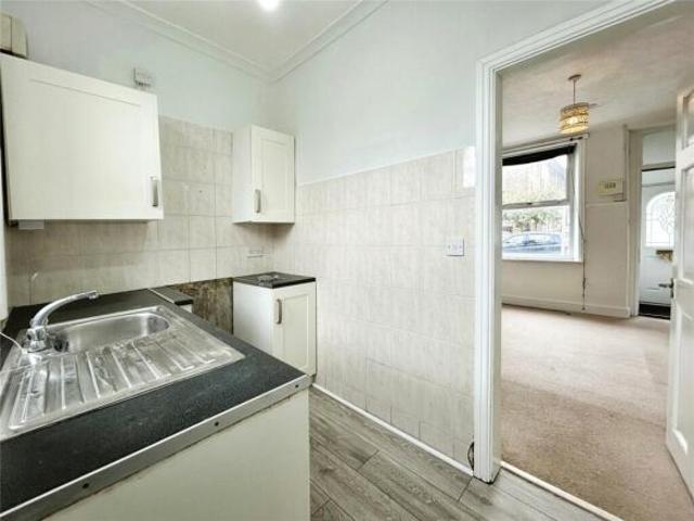 2 bedroom terraced house for sale in Reed Street, Marsh, Huddersfield, Kirklees, HD3