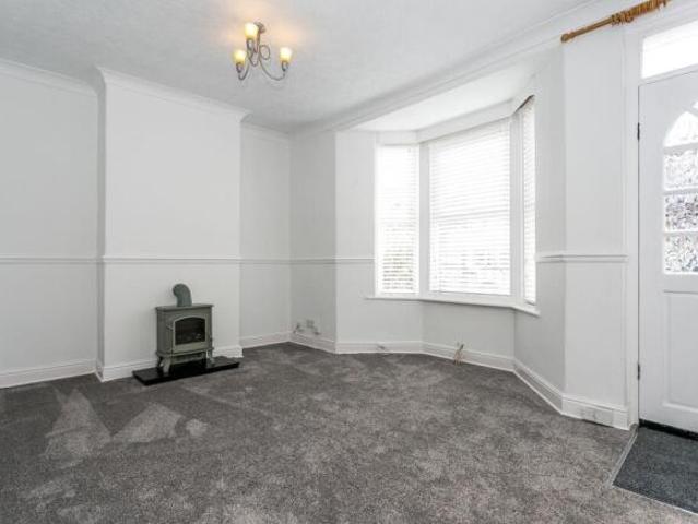 2 bedroom terraced house for sale in Regent Terrace, Harrogate, HG1