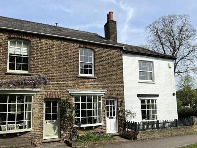 2 Bedroom Terraced House For Sale In Richmond