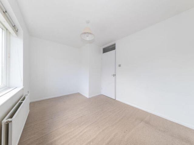 2 bedroom terraced house for sale in Richmond Walk, Jersey Farm, AL4