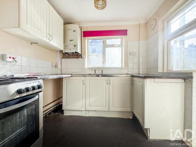 2 bedroom terraced house for sale in riga terrace, plymouth, pl3 perfect first time home or investment property, pl3