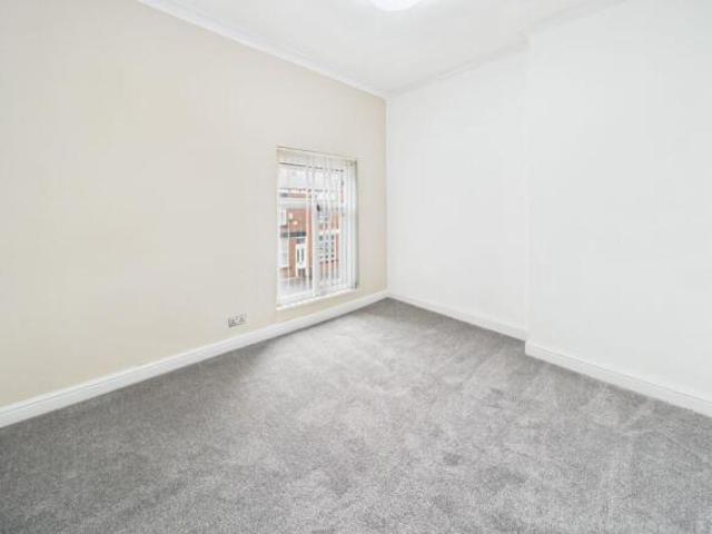 2 bedroom terraced house for sale in Rutland Grove, Bolton, BL1