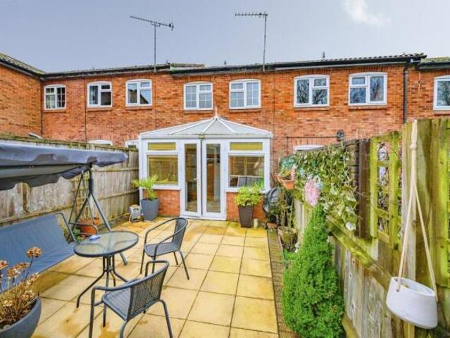 2 bedroom terraced house for sale in Runcie Close, St. Albans, AL4