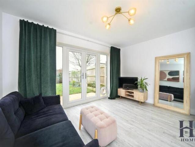 2 bedroom terraced house for sale in Russell Street, Cofton Hackett, B45