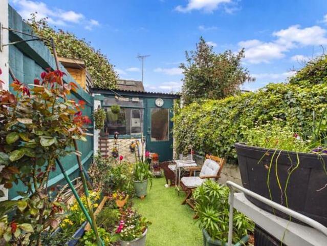 2 bedroom terraced house for sale in Wolseley Street, Reading, Berkshire, RG1