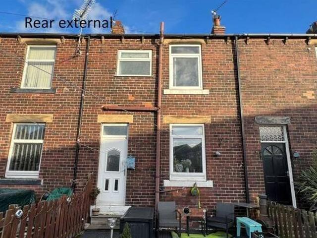 2 bedroom terraced house for sale in Woodbine Street Ossett WF5