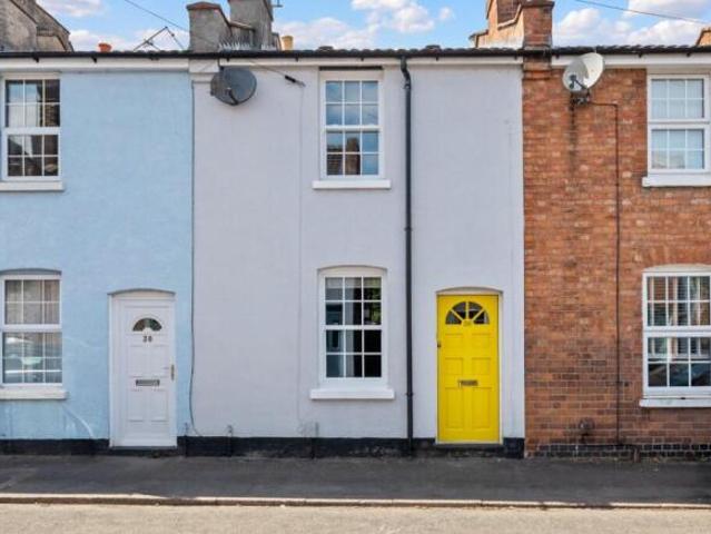 2 bedroom terraced house for sale in Waterloo Street, Royal Leamington Spa, CV31