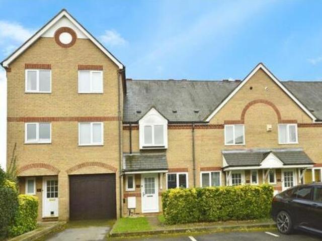 2 Bedroom Terraced House For Sale In Watford