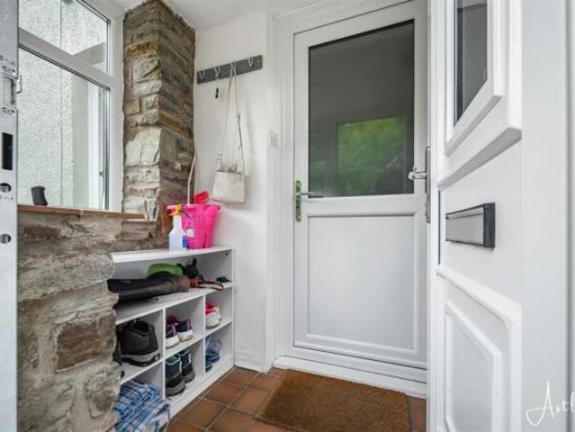 2 bedroom terraced house for sale in Waunarlwydd Road, Cockett, Swansea, SA2