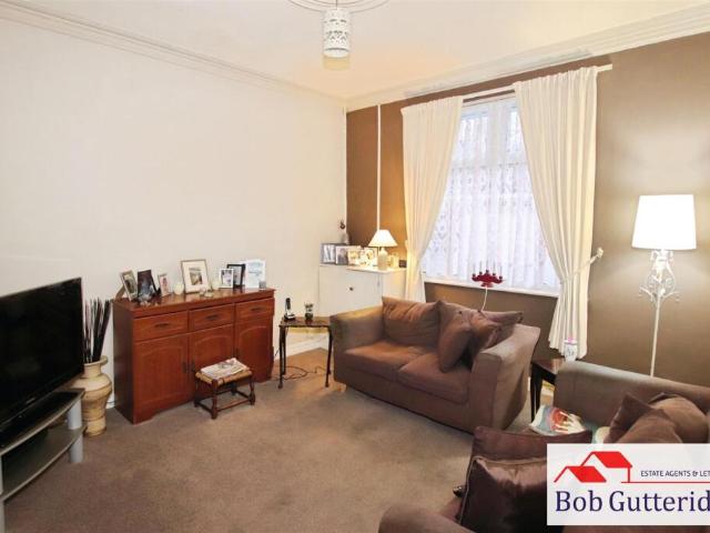 2 bedroom terraced house for sale in West Avenue, Penkhull, Stoke On Trent, ST4