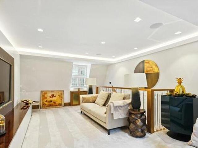2 Bedroom Terraced House For Sale In Westminster