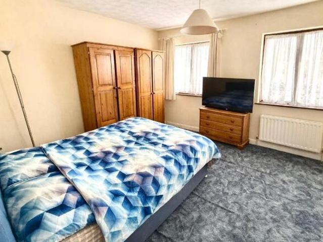 2 bedroom terraced house for sale in Wharfdale, Leagrave, Luton, Bedfordshire, LU4 9XS, LU4