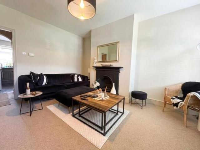 2 bedroom terraced house for sale in Wharfedale Place, Harrogate, HG2