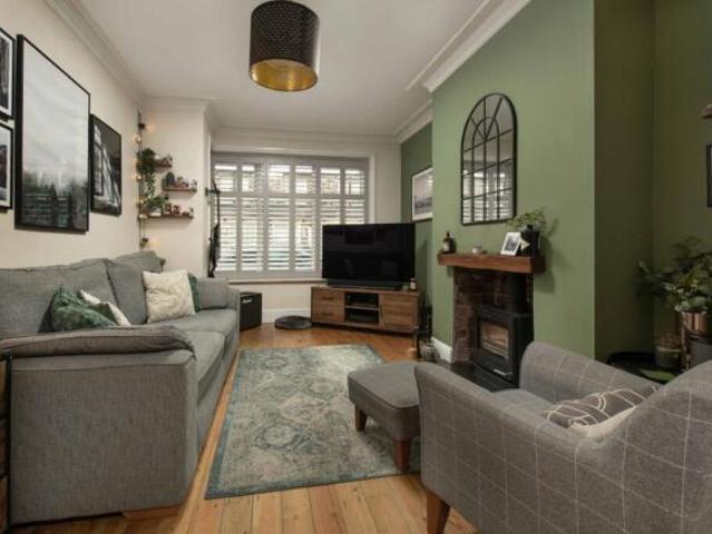 2 bedroom terraced house for sale in Wharfedale Place, Harrogate, North Yorkshire, HG2