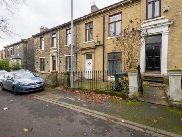 2 bedroom terraced house for sale in Whetley Grove, Bradford, BD8