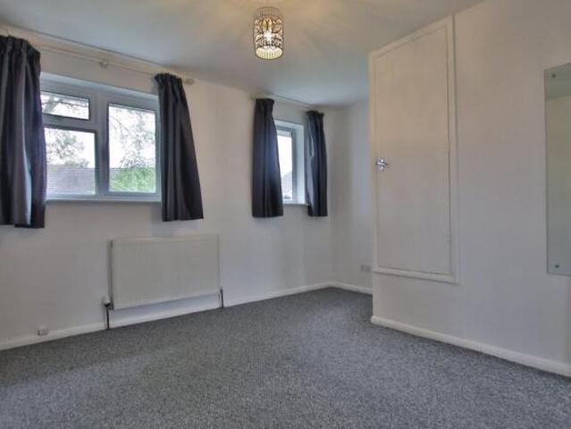 2 bedroom terraced house for sale in Whitewood Way, Spetchley, Worcester, WR5