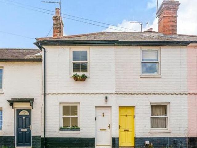 2 Bedroom Terraced House For Sale In Winchester