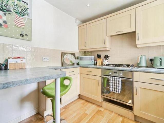 2 bedroom terraced house for sale in Windmill Court, Lower Wortley, Leeds, LS12