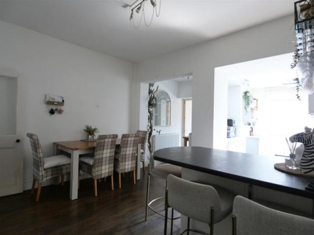 2 bedroom terraced house for sale in Windsor Street, South Bank, YO23