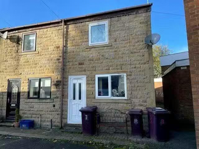 2 bedroom terraced house for sale in Tattersall Street, Padiha.