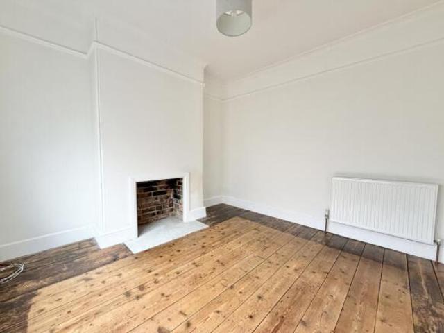 2 bedroom terraced house for sale in Taddiforde Road, St Davids, EX4