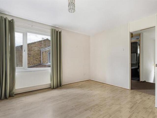 2 bedroom terraced house for sale in Teversham Drift, Cambridge, CB1