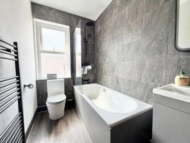 2 bedroom terraced house for sale in Telford Road, St Davids, EX4