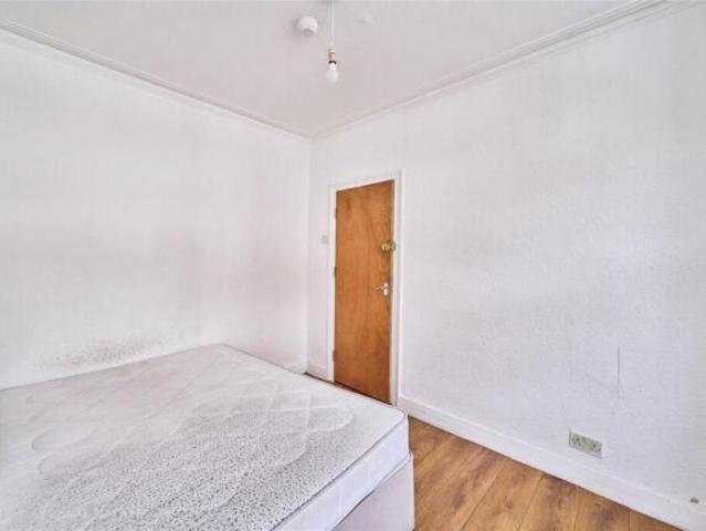 2 bedroom terraced house for sale in Tennyson Road, London, E15
