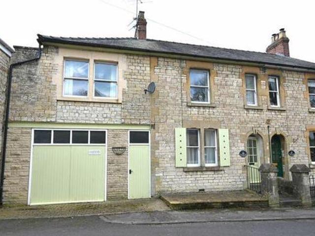 2 Bedroom Terraced House For Sale In The Square