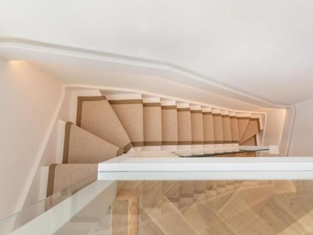 2 bedroom terraced house for sale in The Townhouse, Hythe Road, Brighton, BN1