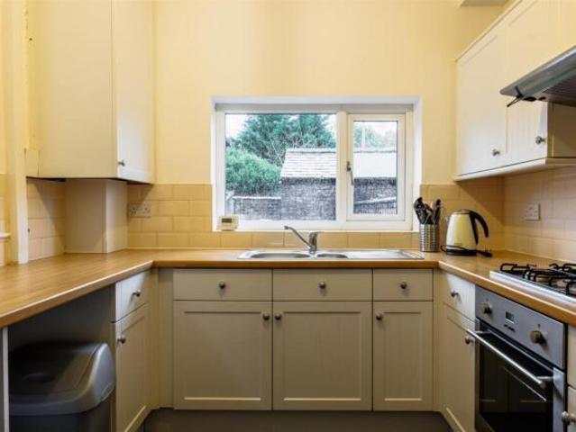 2 bedroom terraced house for sale in Thelwall Lane, Warrington, WA4
