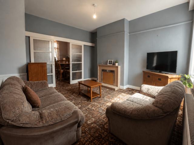 2 bedroom terraced house for sale in Thornton Road, Manchester, M14 7NS, M14