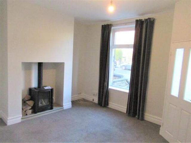 2 bedroom terraced house for sale in Thornhill Avenue, Lindley, Huddersfield, HD3
