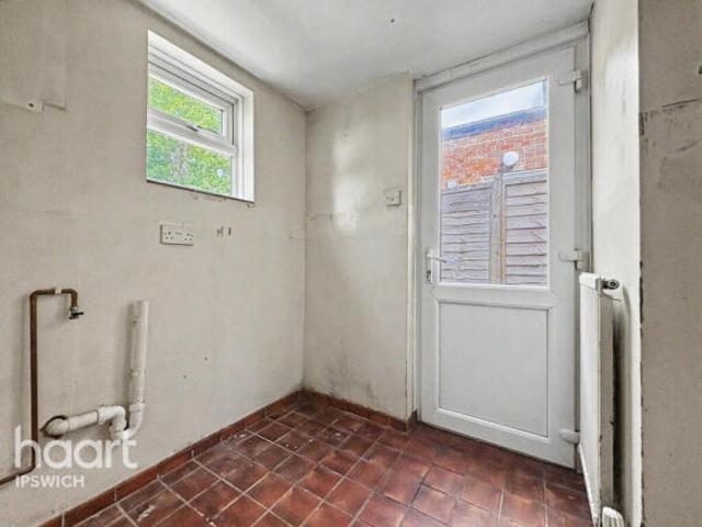 2 bedroom terraced house for sale in Tuddenham Avenue, Ipswich, IP4