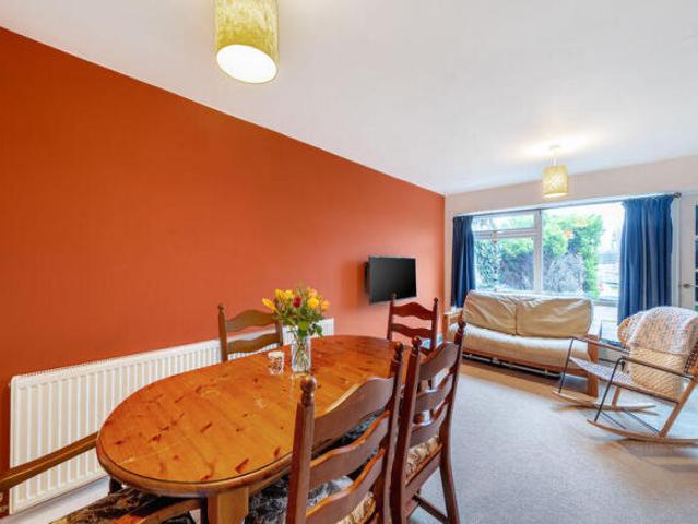 2 bedroom terraced house for sale in Turner Close, Oxford, OX4