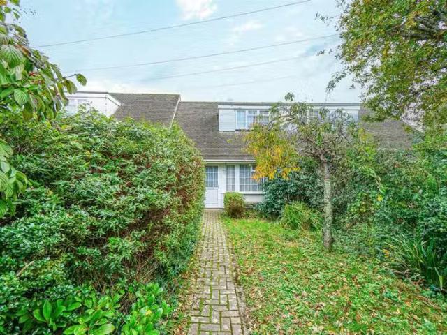 2 bedroom terraced house for sale in Twyford Crescent, St. Leo.