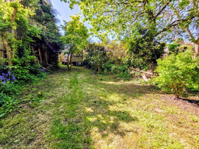 2 bedroom terraced house for sale in Underwood Road, Plympton. PL7